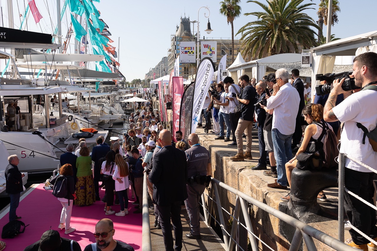 Abrimos el mar a todo el mundo en el Salón Náutico 2023 - Barcelona ...